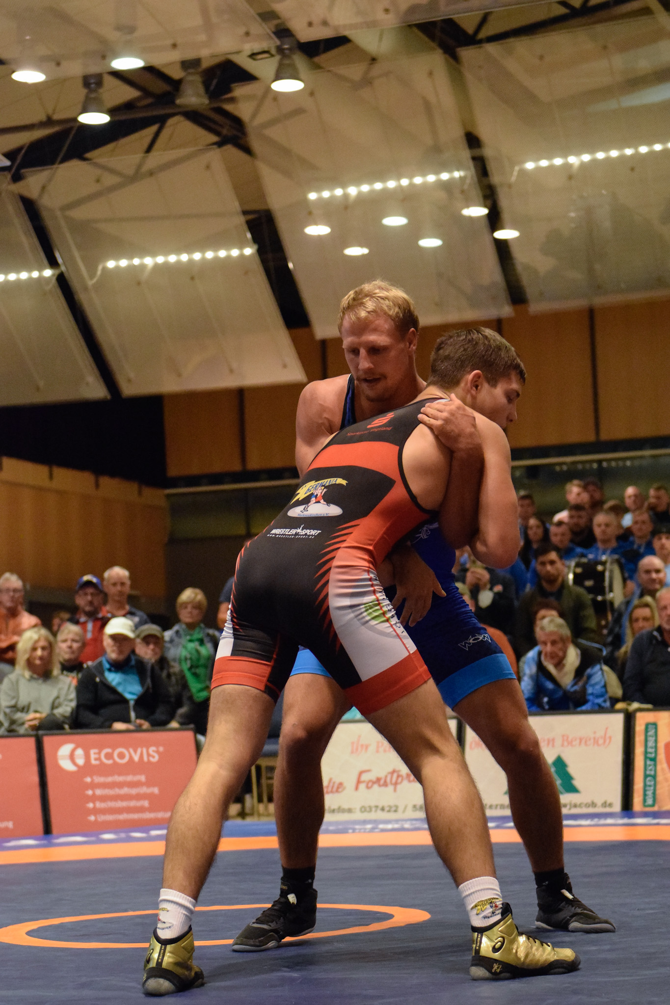 Erste Punkte auf der Habenseite - AC Lichtenfels - Bundesliga Ringen